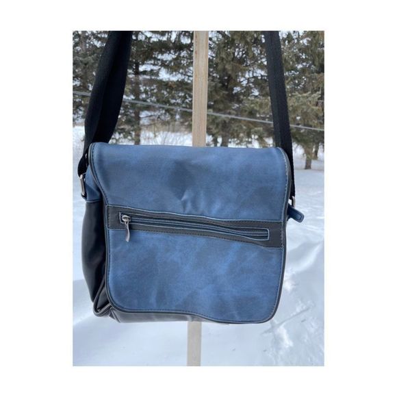 Bentley | Bags | 9s Bentley Cargomessenger Bag Satchel Synthetic Flap ...